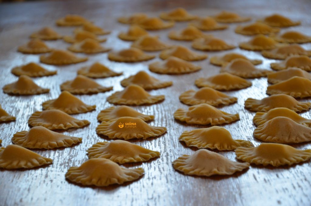 Sašina kuhinja | VIDEO - Cheese Ravioli & Satarash Recipe Recept ...