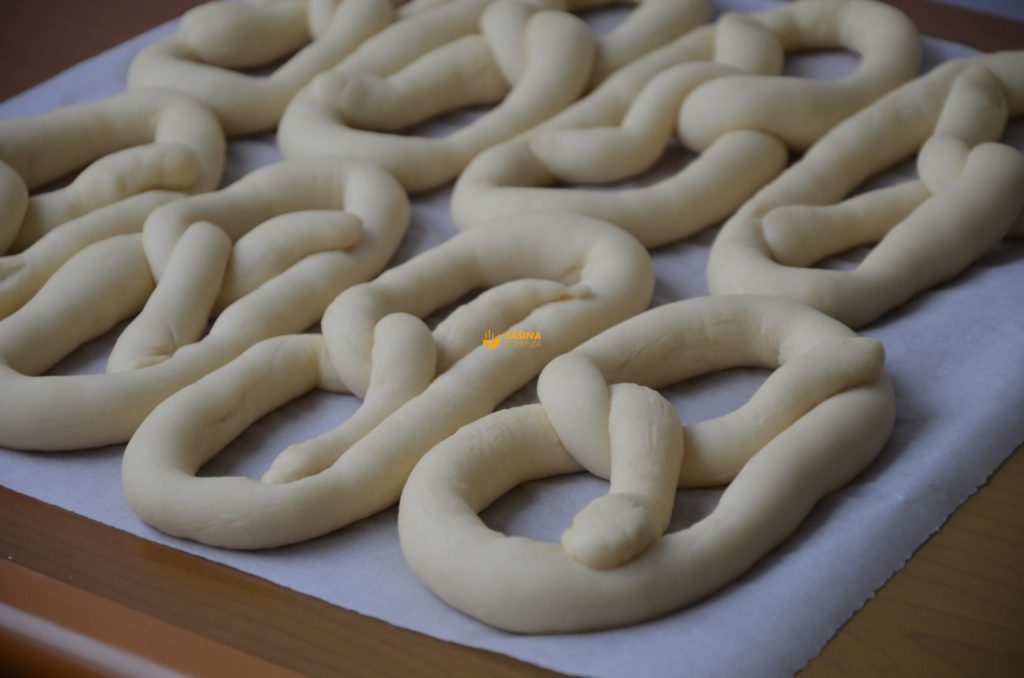 Sašina kuhinja | Zimski Pereci Recept Winter Pretzels | Sašina kuhinja