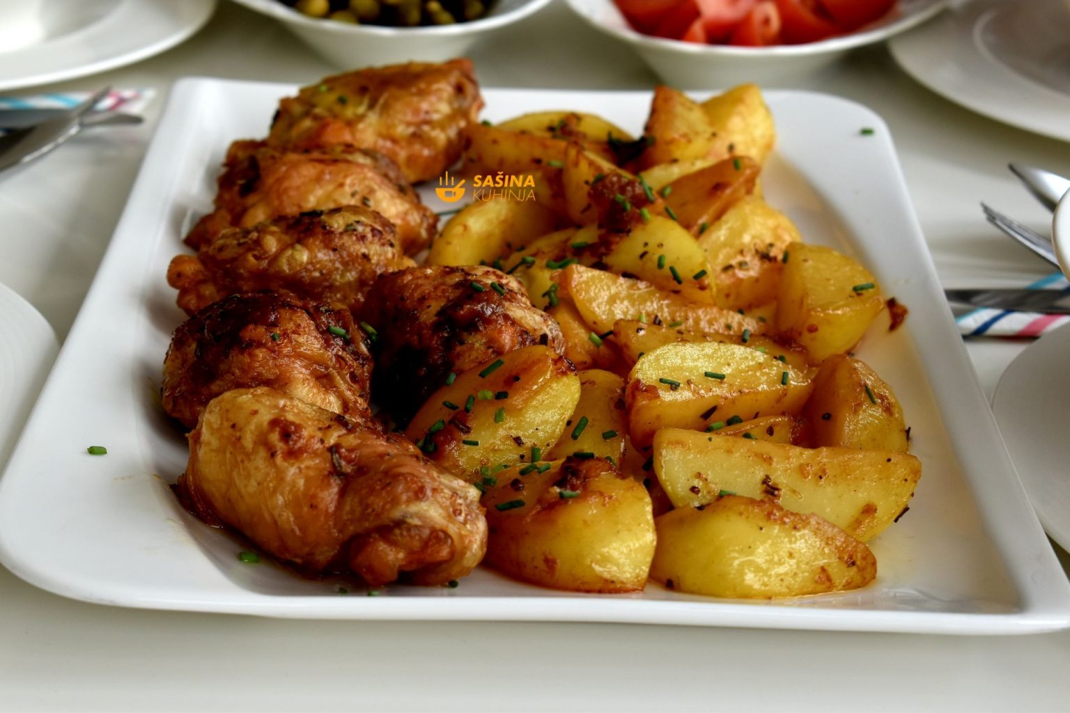 Sašina kuhinja | Punjeni pileći zabatak iz pećnice sa krumpirima ...