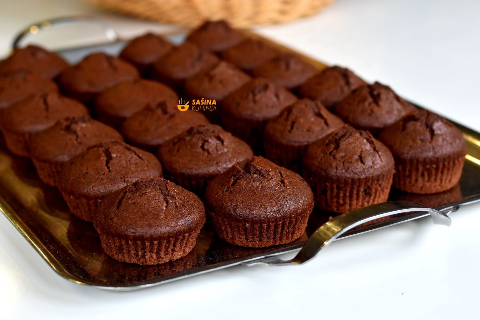 Sašina kuhinja | Recept za mafine s čokoladom 24 komada | Sašina kuhinja