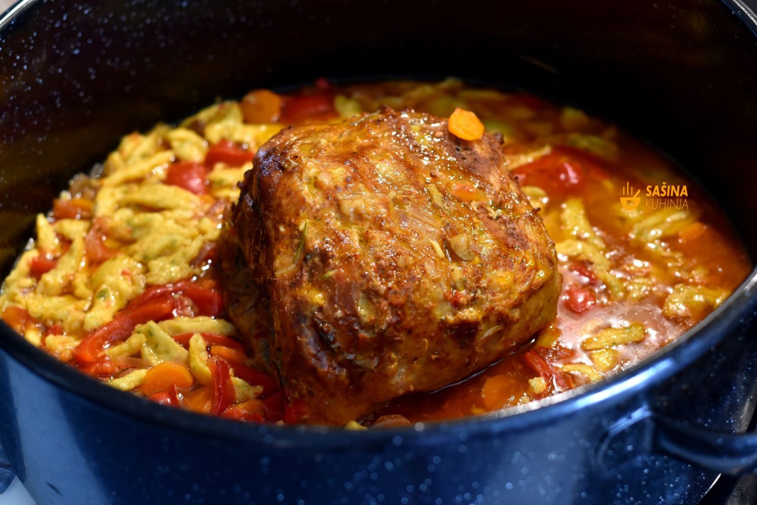 Sašina kuhinja | Svinjska lopatica ili plećka iz pećnice recept ...
