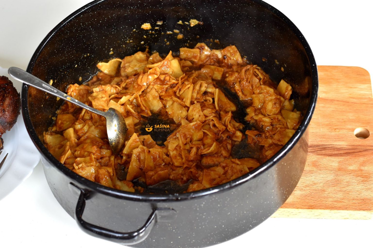 Sašina kuhinja | Domaći mlinci recept s purećim zabatkom | Sašina kuhinja