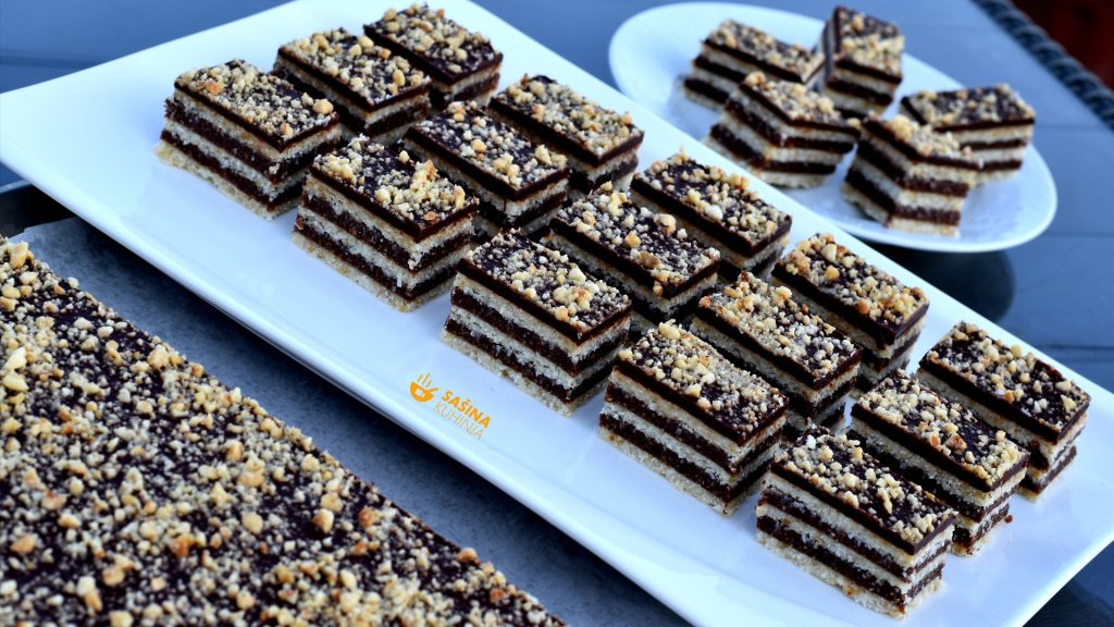 Sašina kuhinja | Raffaello Ferrero Rocher kolač recept | Sašina kuhinja