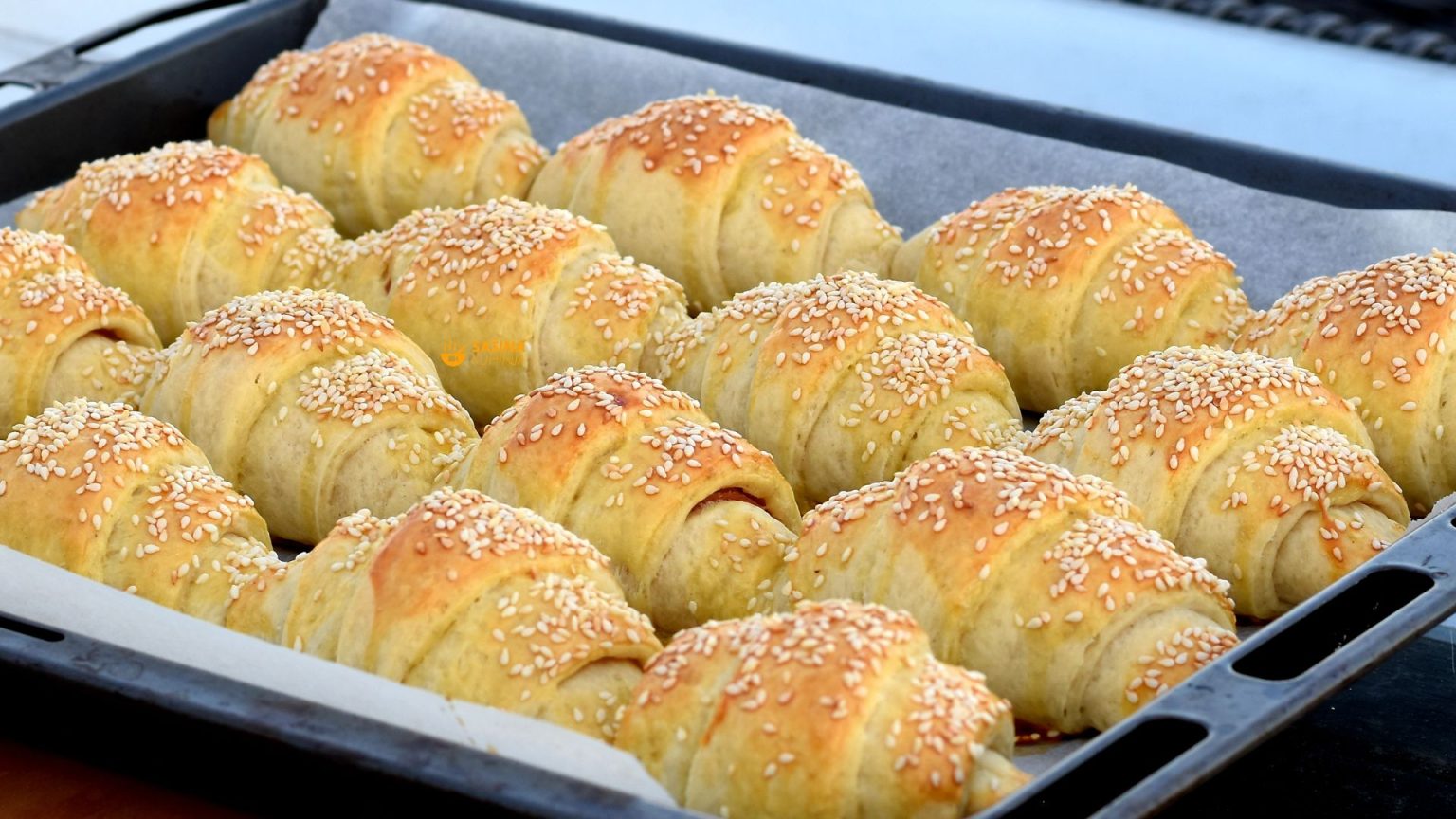 Sašina kuhinja | Kiflice sa šunkom i sirom recept | Sašina kuhinja