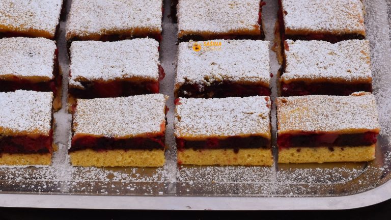 Sašina kuhinja | Biskvitni kolač sa šumskim voćem recept | Sašina kuhinja
