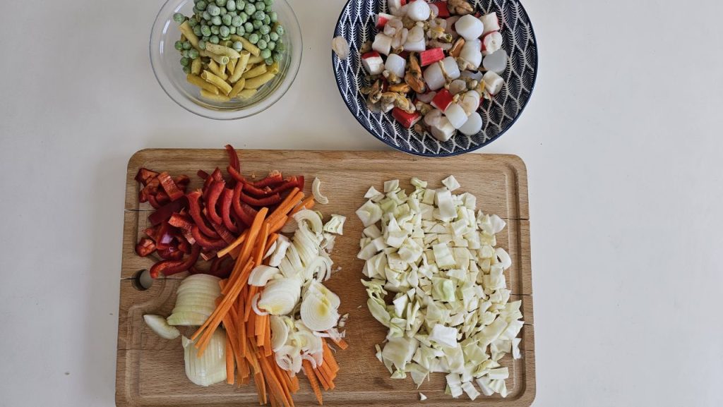 Sašina kuhinja | Divlja riža s povrćem i plodovima mora recept | Sašina ...