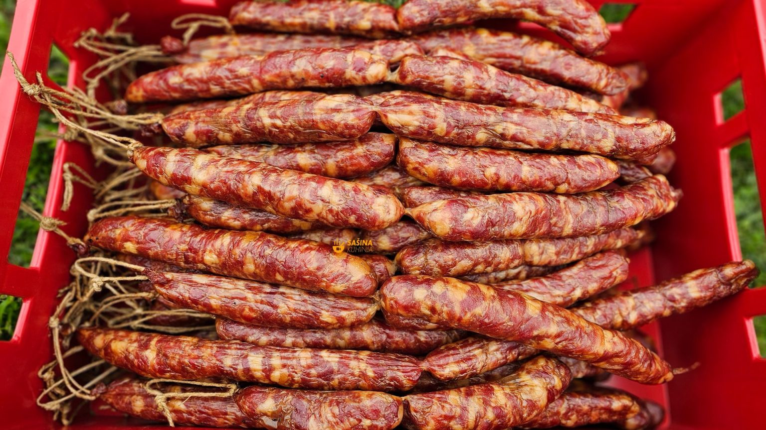 Sašina kuhinja | Domaće kobasice recept | Sašina kuhinja